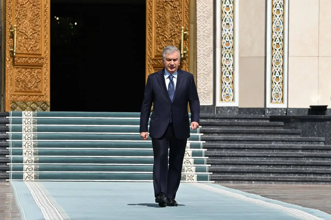Mirziyoyev departs for Azerbaijan amid tensions between Baku and Moscow